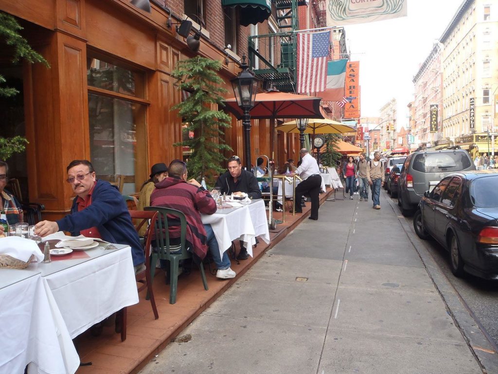 Dive into the heart of Little Italy: history, flavours and discoveries