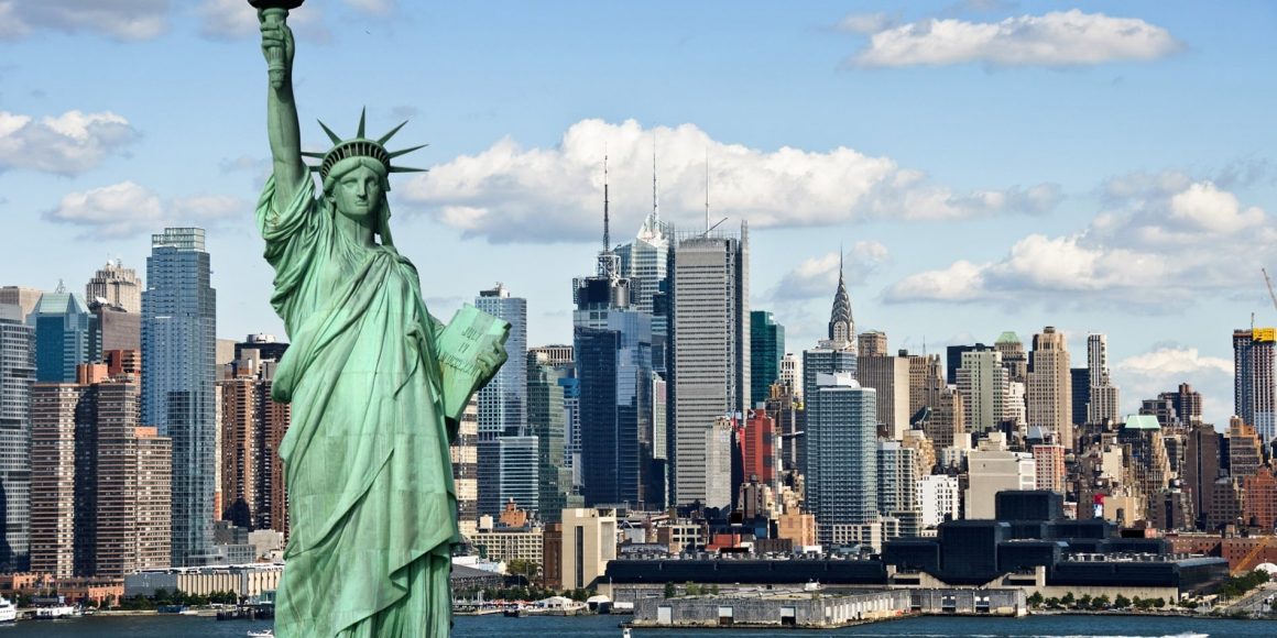 What time is it in New York? How many hours difference