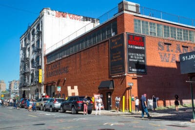 DUMBO: a family-friendly, peaceful neighborhood