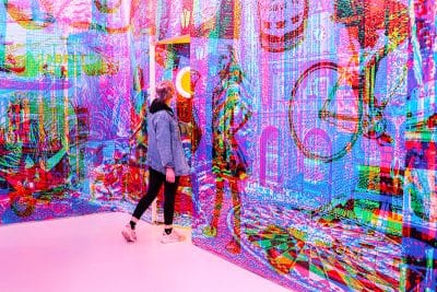 SoHo: between iconic architecture, art and chic shopping